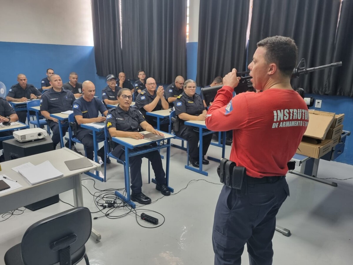 Guarda Municipal realiza capacitação de instrução de armamento e tiro ... Guarda Municipal realiza capacitação de instrução de armamento e tiro ...